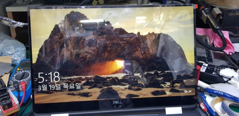 Dell (P73F) XPS 9575-15.6 터치 스크린 액정 불량 2월 19일 들어왔어요. 어재 3월 19일 수입 들어왔어요 ...