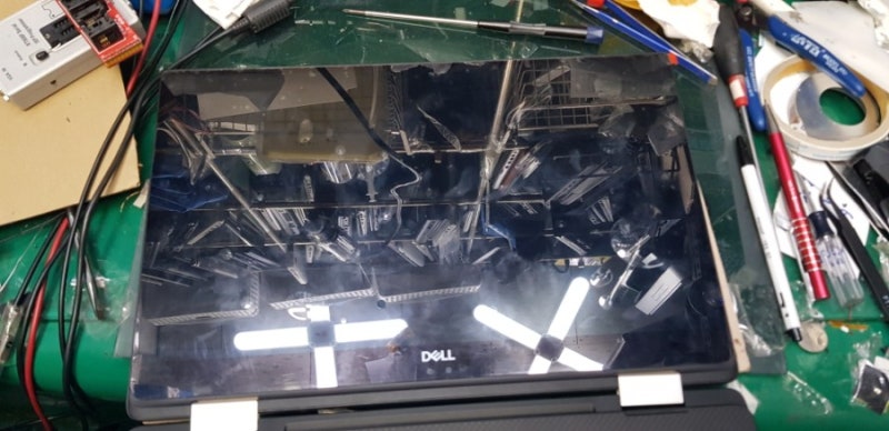 Dell (P73F) XPS 9575-15.6 터치 스크린 액정 불량 2월 19일 들어왔어요. 어재 3월 19일 수입 들어왔어요 ...