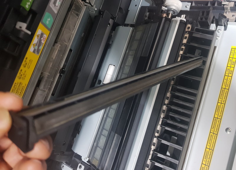 미놀타 Bizhub 028dn 복합기 급지유닛 클러치불량으로 용지걸림 구리 사노동 복합기임대 복합기렌탈 프렌차이즈업체 As