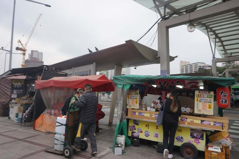 청량리 경동 시장 생활의 달인 맛집 40년 전통 그 시절 그 맛 전통 재래 방식의 유과 · 강정 · 찐빵 · 찹쌀도너츠