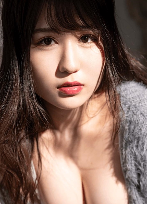 2000 / Moa Maeda / 前田桃杏 / 마에다 모아 / AV / Japanese Porn