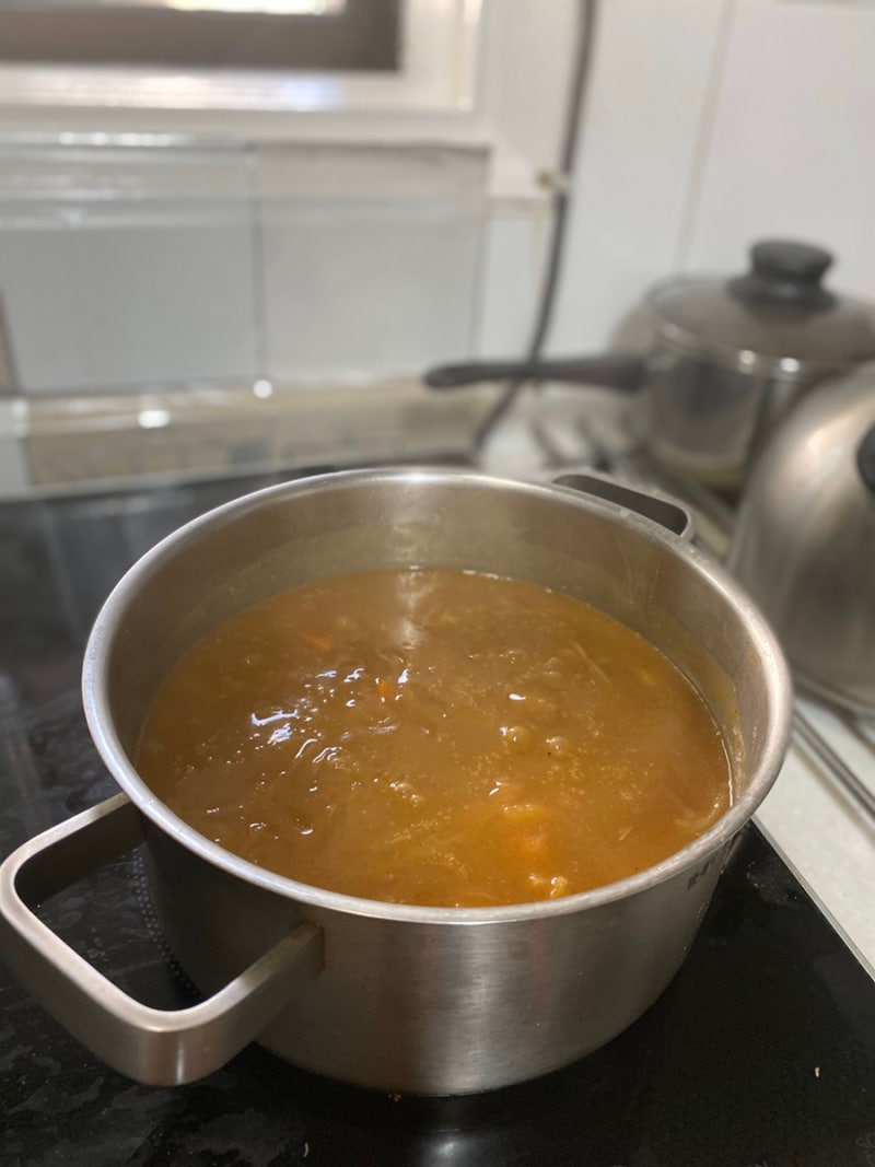 골든커리 레시피 일본식 고체 카레 만들기 카레 맛있게 하는법캐러멜라이징 양파 사과 활용 네이버 블로그
