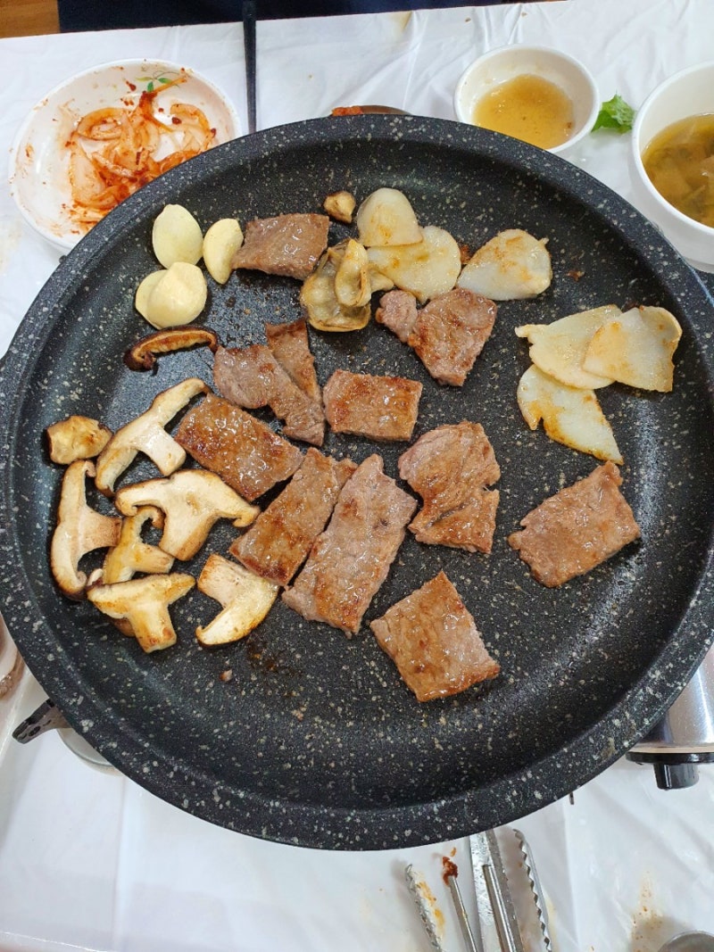 전남 장흥 맛집 나들이 토요시장 삼합 장흥명품한우 소고기 표고버섯 관자 네이버 블로그