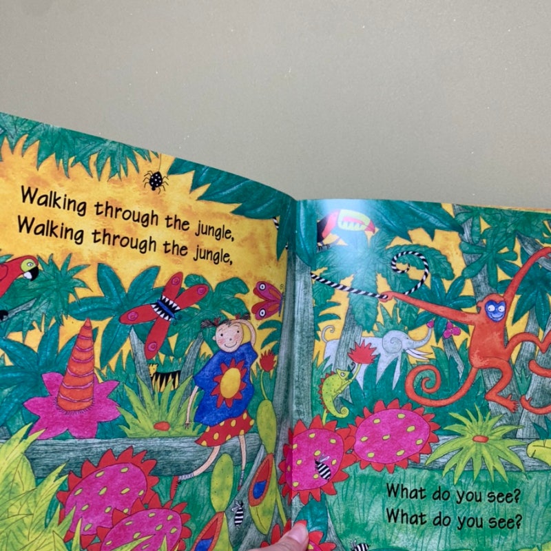 [Book 4] Walking through the Jungle - Debbie Harter (Roar, Howl, Growl ...