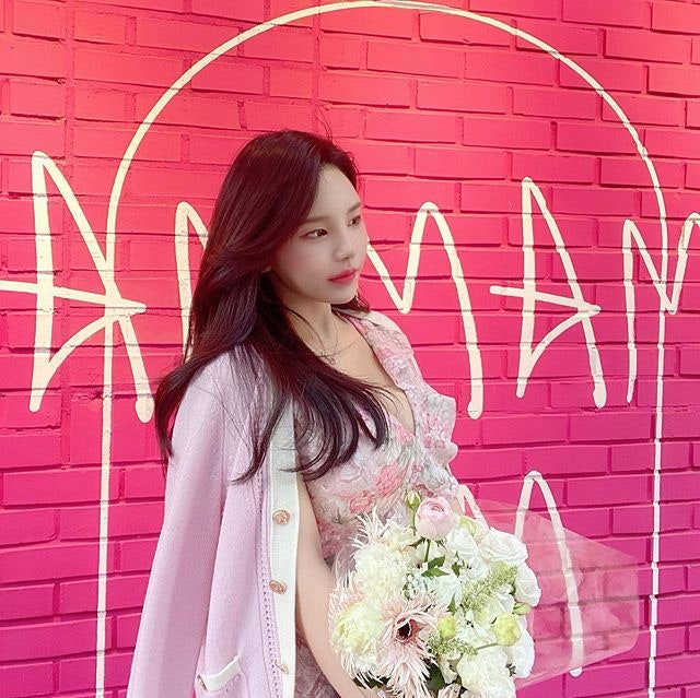 맥심 11월호 화보 표지모델 새하얀 피부의 모델 겸 bj김빛나라/오피스룩이 잘어울리는 모델 쮸리(다슬) : 네이버 블로그