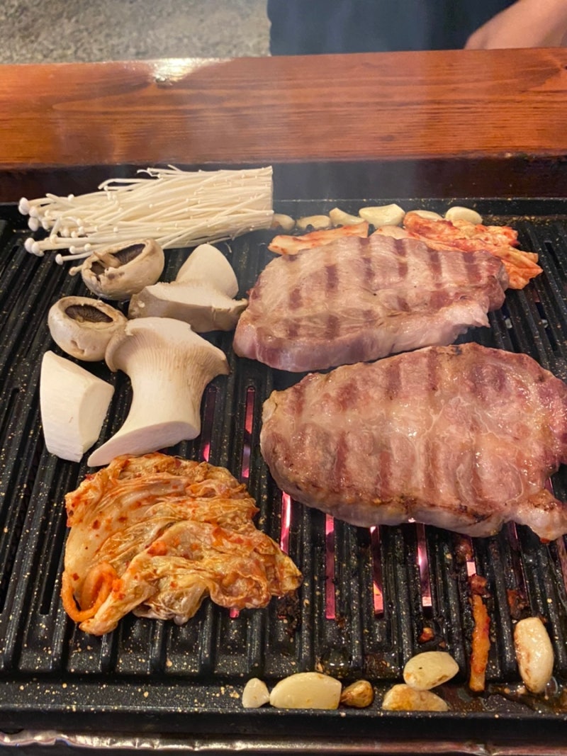 부천 맛집 캠핑장 분위기 삼겹살 맛집 단체회식 추천 맛집 부천 바베큐 분위기 맛집 와이드그릴 데이트코스 가족외식