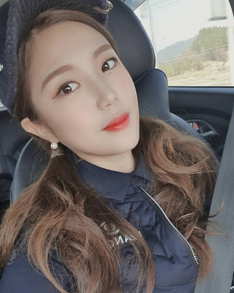 연예인급 미모몸매 미녀골퍼 변혜선프로 골프웨어 미니스커트 사진 동영상 Klpga프로 골프스윙 각선미 여자골프선수 네이버 블로그