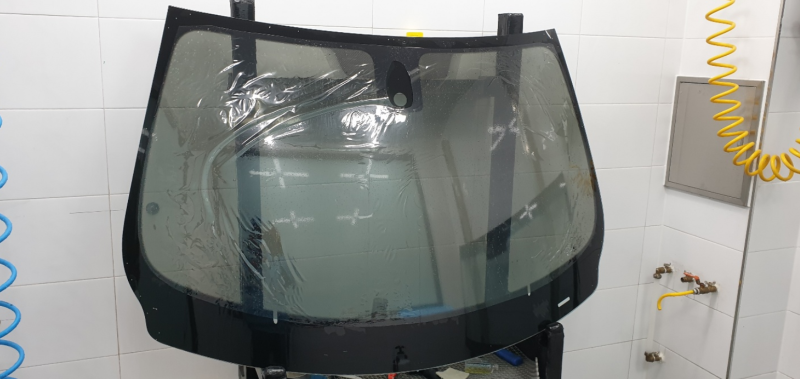 Sm6 유리교체 갑자기 깨진 차유리금으로 르노삼성 유리교환 솔라쉴드 Ss열차단썬팅 시공 후기 및 내 차량의 차유리교체비용 하이패스룸미러 썬루프 파손방지방탄필름 시공