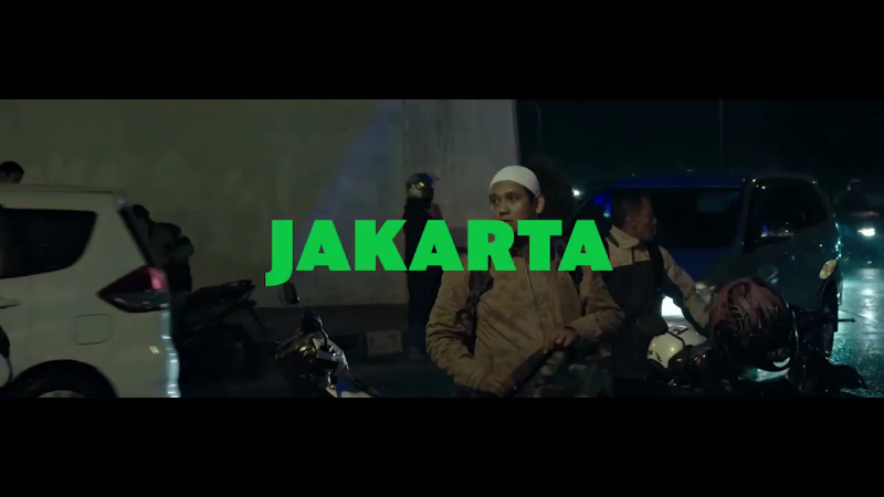 옥외광고의 신박한 변신! 비가 올때는 모터사이클 운전자를 위한 '비옷'이 된다! 일석이조 효과 노린 그랩(GRAB) 인도네시아의 ...