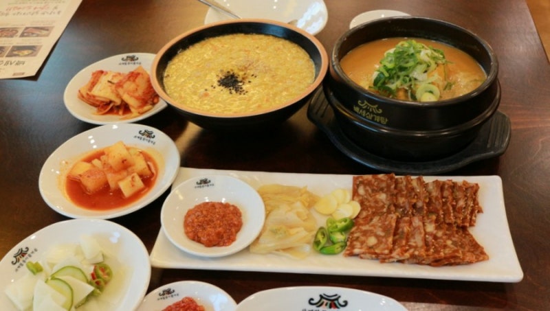 일산맛집 상황버섯 넣은 황금빛 백세삼계탕 고양점 네이버 블로그