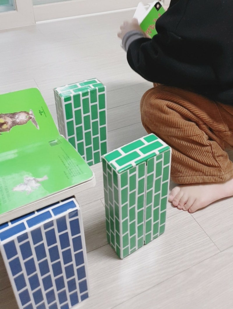 호반아이사랑♡ 만1세발달과정발달수준발달특성 만1세쌓기그림책터널을만들어요 만1세역할그림책터널을지나가는자동차 만1세역할놀이 만1