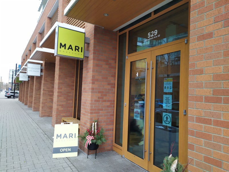 [캘거리 맛집] Mari Bakeshop 마리 베이크샵 : 예쁜 롤케익이 맛있는 곳 : 네이버 블로그