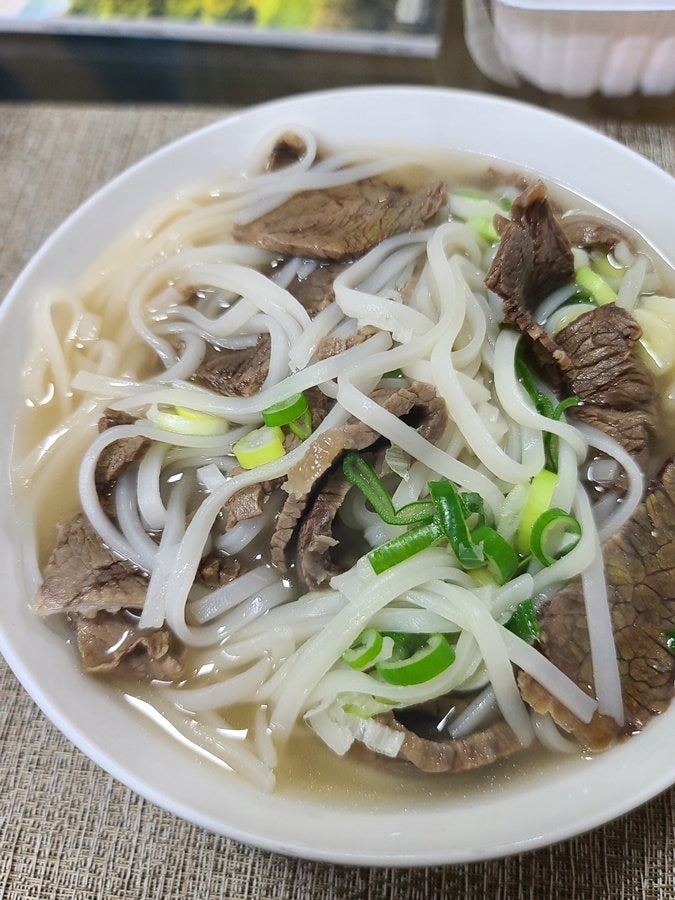 추운날 먹기 좋은 이여곰탕의 곰탕면과 육회 역삼동 배달 네이버 블로그