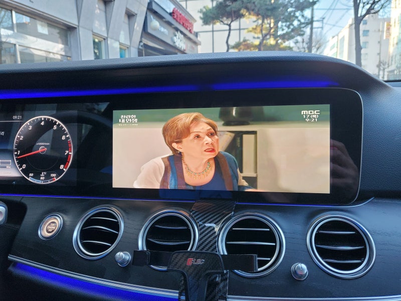 벤츠 E클래스 M2C 200안드로이드 네비게이션 장착으로 내 차안에 태블릿PC 시공 리뷰 : 네이버 블로그