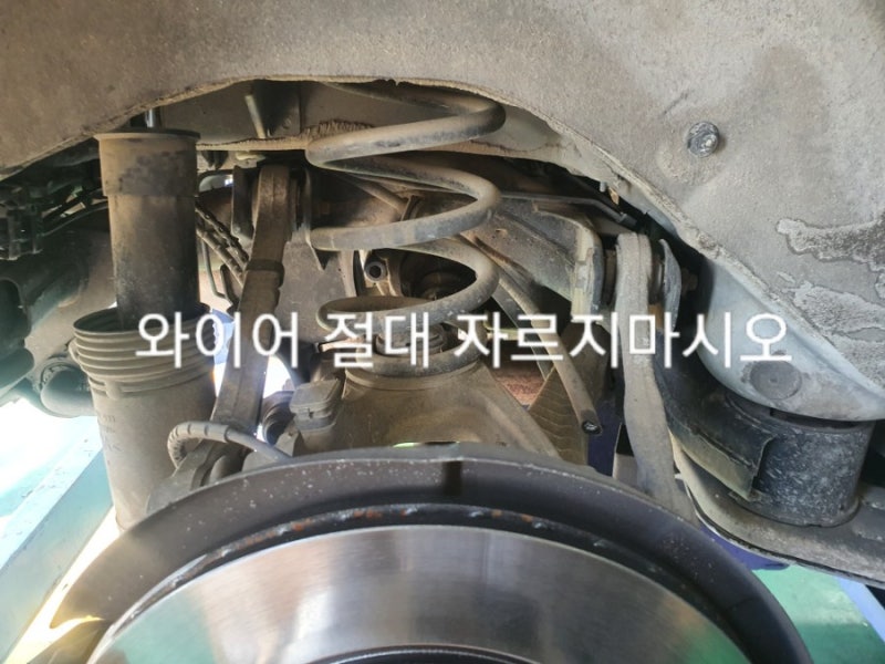 인천 연수구 동춘동 송도동 연수동 청학동 수입차 정비소 Bmw Emf모듈 현대 제네시스 에쿠스 Epb모듈 강제해제