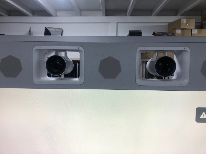 Cisco CTS-MX800S-2CAM-K9 MX800 Telepresence 70" Dual Camera Conference ...