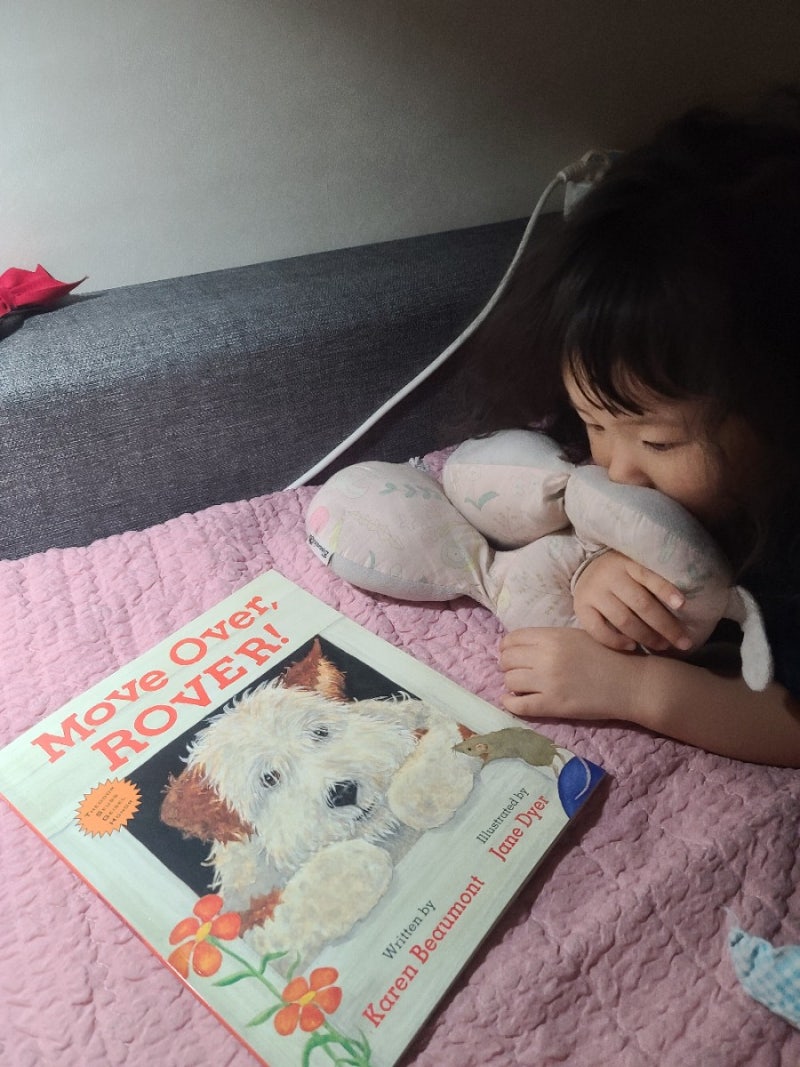 Move over, Rover! by Karen Beaumont (심곡도서관 엄마표영어 수업 추천도서) : 네이버 블로그