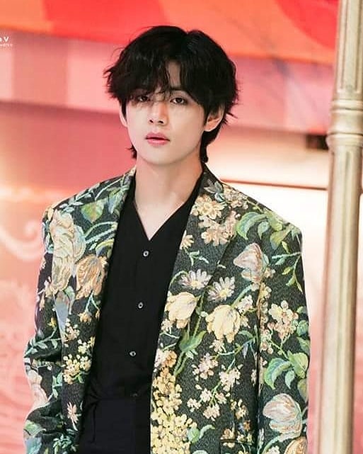 방탄소년단 뷔 remains the highest ranked member on Super Topic : 네이버 블로그