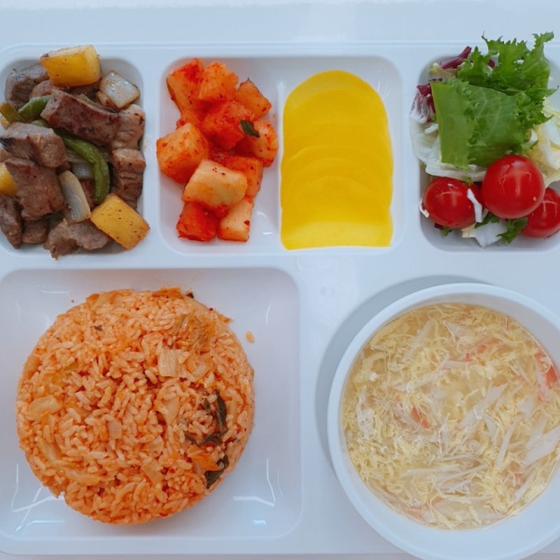 단체급식 메뉴모음신메뉴 레시피목살큐브스테이크목살스테이크버터김치볶음밥 게살스프 만들기구내식당 5월식단일기 네이버 블로그