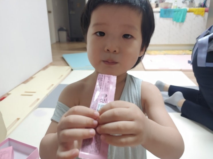 우라아이 성장 비타민 면역 젤리스틱 간식 유한양행 키즈스틱
