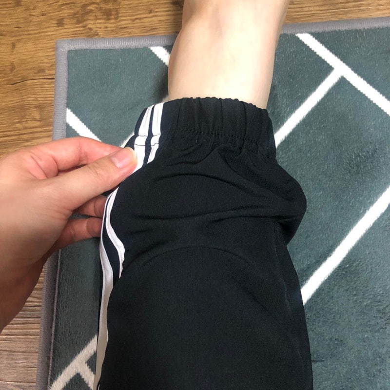 무신사 아디다스 우븐팬츠 에센셜3S윈드팬츠 DQ3100 후기 : 네이버 블로그