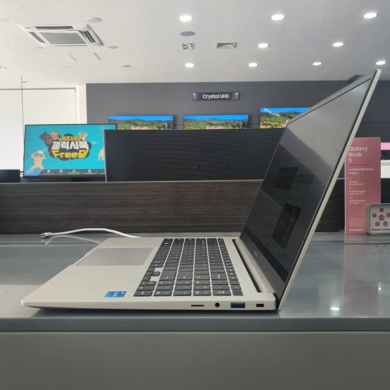 슬림 메탈 디자인 삼성 갤럭시북 신제품 NT750XDA-KC38S 개봉기 : 네이버 블로그