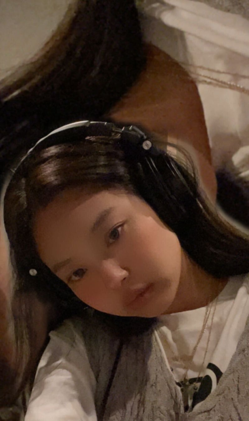 블랙핑크 제니, 210729 - JENNIE VLive CH+ Update 7P : 네이버 블로그