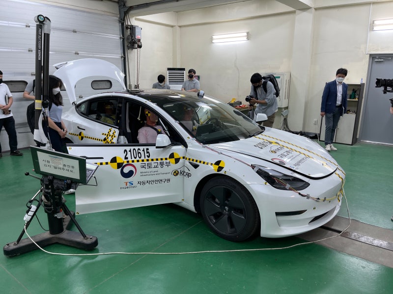 KNCAP 자동차 안전도 평가는 어떻게 이루어질까요?_자동차안전도 평가는 자동차 충돌테스트로만 이루어지는 것이 아닙니다 ...