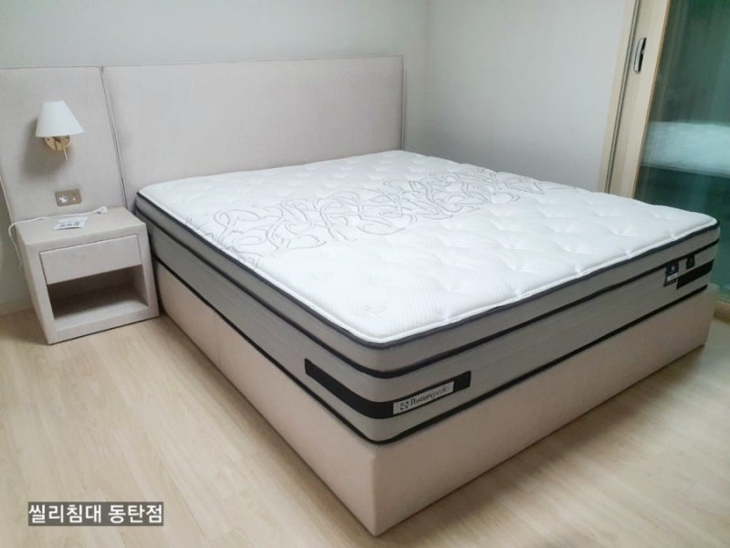 씰리침대 콘체르토 매트리스 동탄점 호텔형 침대 프레임 패브릭 스마트 협탁 라지킹 칼킹 캘리포니아킹 Ck 동탄