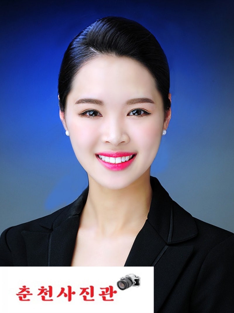 춘천이력서사진춘천미국비자사진춘천승무원사진춘천여권사진춘천민증사진춘천운전면허사진춘천명동사진관춘천이력서사진잘찍는사진관