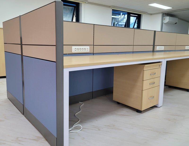 맞춤제작 사무실 책상칸막이 블럭파티션 철재프레임 파티션 2톤 책상가림판 페브릭 우드파티션 알루미늄 반유리 전면강화유리 전문 제작 ...