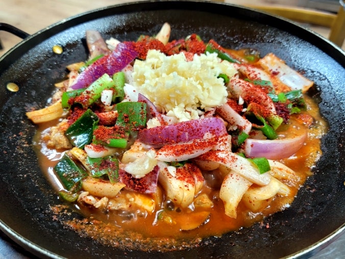 속초 동네골목식당 집밥 돼지두루치기 맛집 성원식당 네이버 블로그