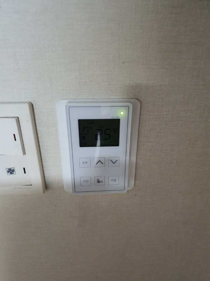 구로 아크로팰리스 하니웰 1구형 각방온도조절기교체 설치하니웰온도조절기구동기밸브제어상자교체코텍각방온도조절기로교체각방난방