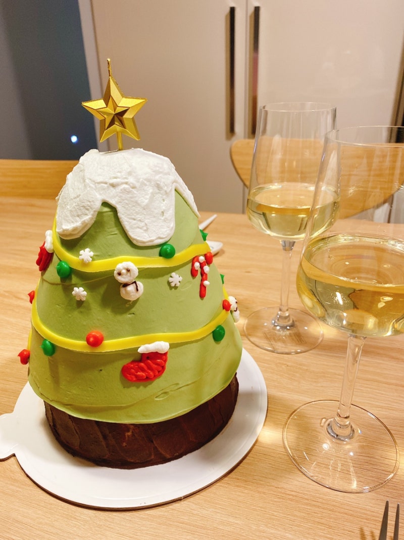 크리스마스케이크🎂🎂 후기/현대프리미엄아울렛 송도점 도레도레 : 네이버 블로그