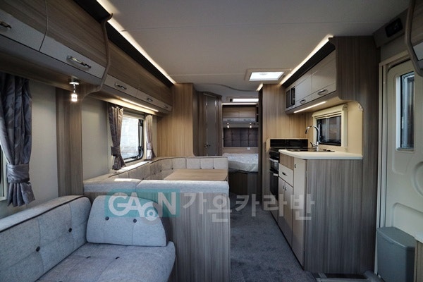 2021년 코치맨 아카디아 860 (Coachman acadia 860)을 소개합니다. : 네이버 블로그