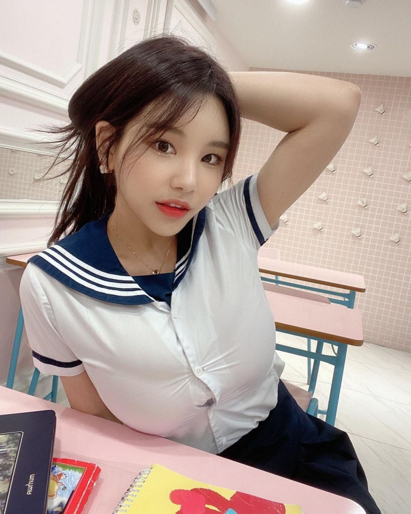 120만 팔로워 모델 쮸리 본명 육감 몸매 인스타 근황 : 네이버 블로그