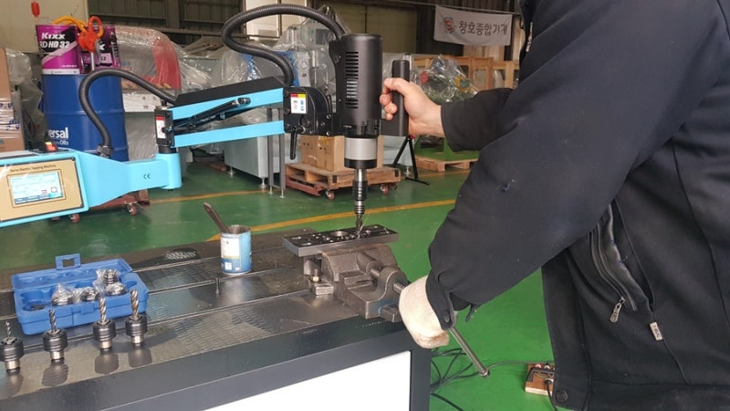 2. WTM-M3-M16 1100 전동 서보 탭핑 머신 Electric Servo Tapping Machine : 네이버 블로그