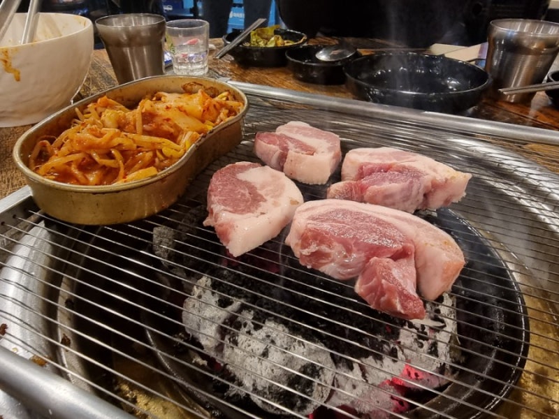 송파 문정동 맛동산 샘 단골 회식장소 삼겹살 꼬들살 뒷고기 마늘갈비 맛집 드럼통숯불구이~♡ 네이버 블로그