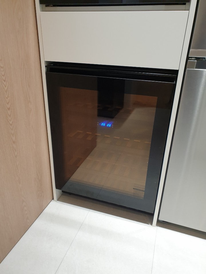 삼성셰프뉴빌트인 냉장고(RB33R8798SR)/밀레전기오븐(H2860B)/윈텍 와인셀러(JG-45B)설치사례-분당 수내동 푸른 ...