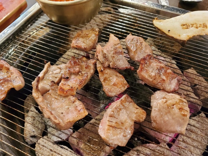 병점 고기집 추천 돼지고기1특수부위 덜미살 뒷고기 최고쓰٩ ᐛ و 네이버 블로그