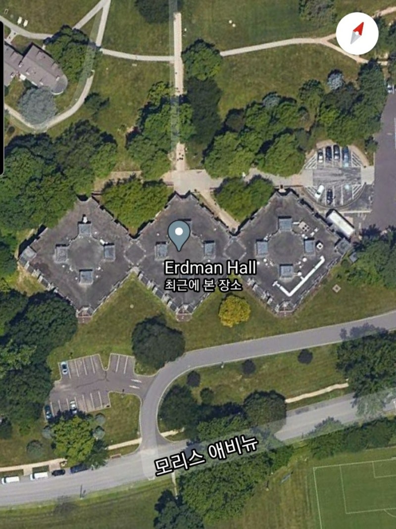 루이스 칸의 브린마대학 기숙사. erdman hall, bryn mawr college, near philadelphia ...