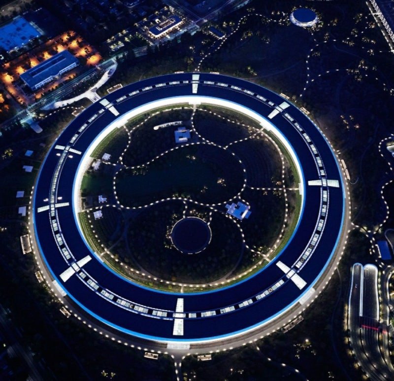 노먼 포스터의 애플 링 @ 애플파크. apple ring @ apple park, cupertino, CA, usa ...