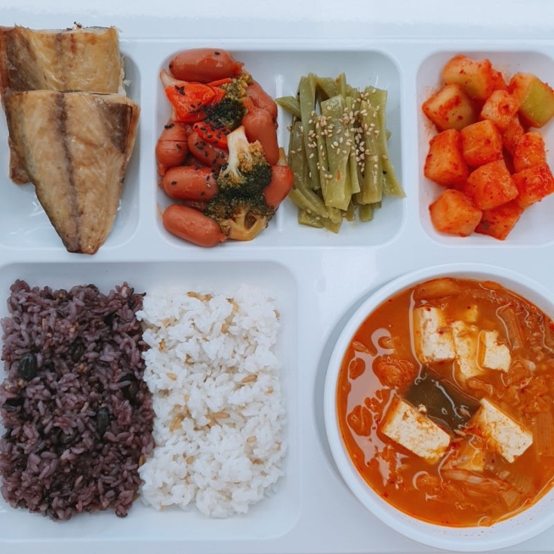 단체급식 메뉴모음고등어구이비엔나케차볶음쏘야궁채나물 깍두기참치김치찌개 만들기구내식당4월메뉴 추천 네이버 블로그
