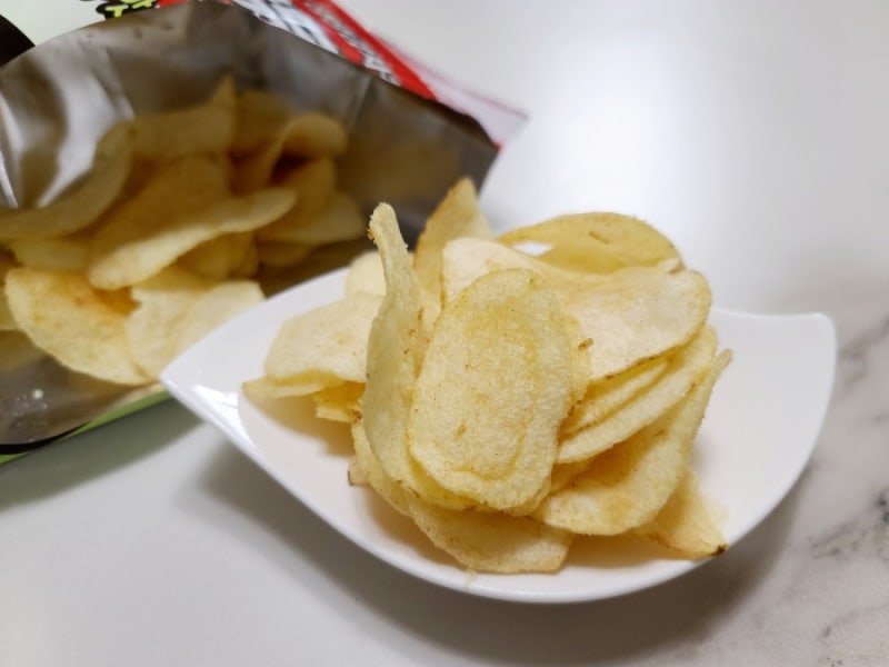 Cu편의점 해태 생생감자칩 고향만두칩 고기만두맛 과자 후기 네이버 블로그