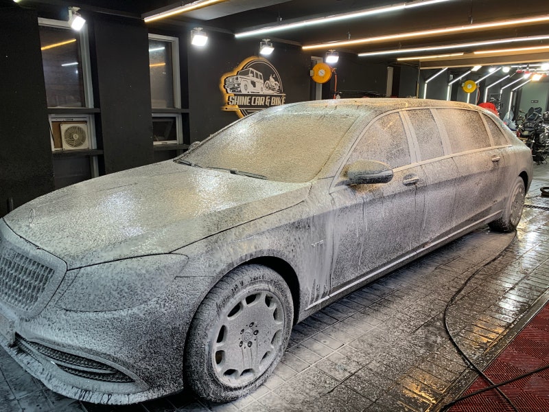 벤츠 S클래스 S650 마이바흐 풀만 리무진 회장님 의전차량 프리미엄 디테일링 손 정밀세차 서울 경기 강남 한남 압구정 청담동