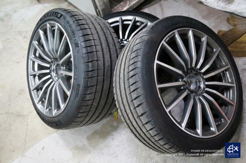 벤츠 Gt43 Amg 블랙실버투톤 휠도색 카본 세라믹 골드 캘리퍼도색 네이버 블로그