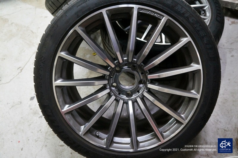 벤츠 Gt43 Amg 블랙실버투톤 휠도색 카본 세라믹 골드 캘리퍼도색 네이버 블로그
