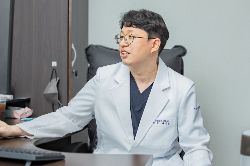 찌릿찌릿 허벅지 앞쪽 통증 지속되는 이유와 치료방법 네이버 블로그