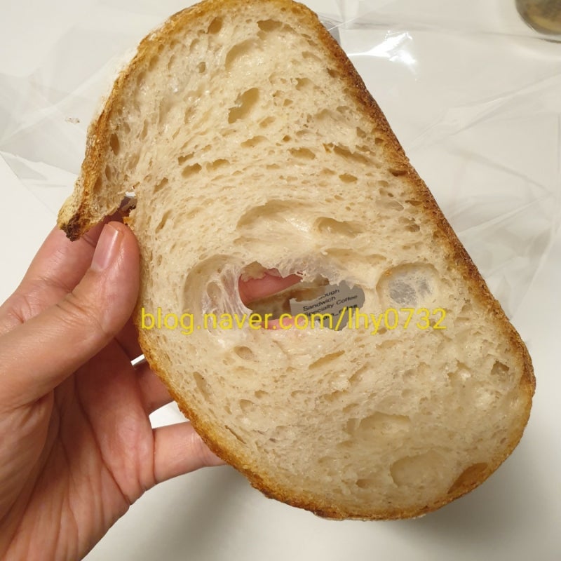 삼성동 빵집 르뱅룰즈 선릉 잠봉뵈르 무화과크림치즈바게트 토마토페퍼푸가스 : 네이버 블로그