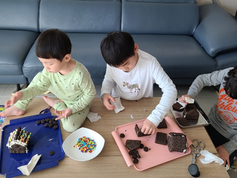 과자집 만들기 오레오 과자집 만들기 키트로 미니집4개 네이버 블로그